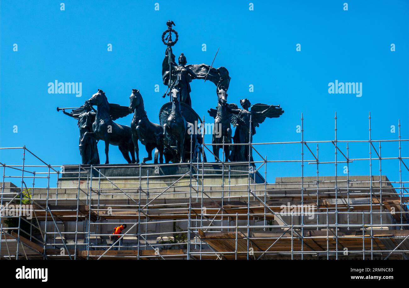 Grand Army Plaza arch wrapped in scaffolding for a restoration Brooklyn ...