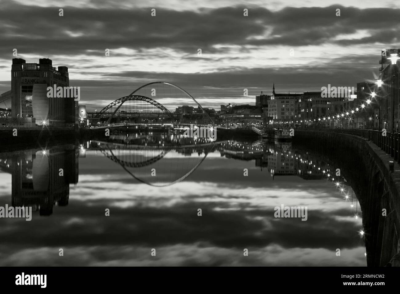 Newcastle district park hi-res stock photography and images - Alamy