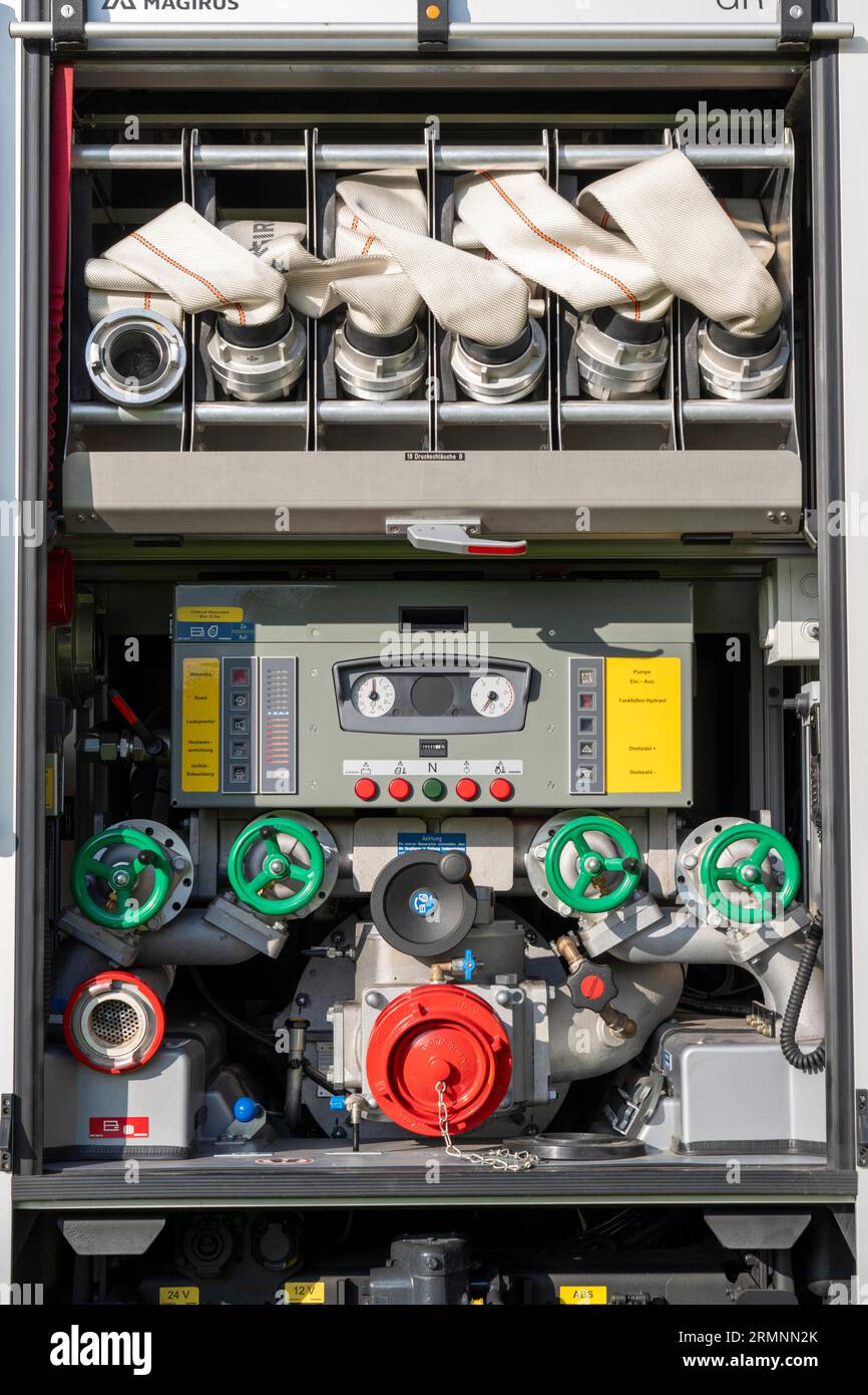 Fire engine, fire engine, detail, equipment, disaster control, hoses ...