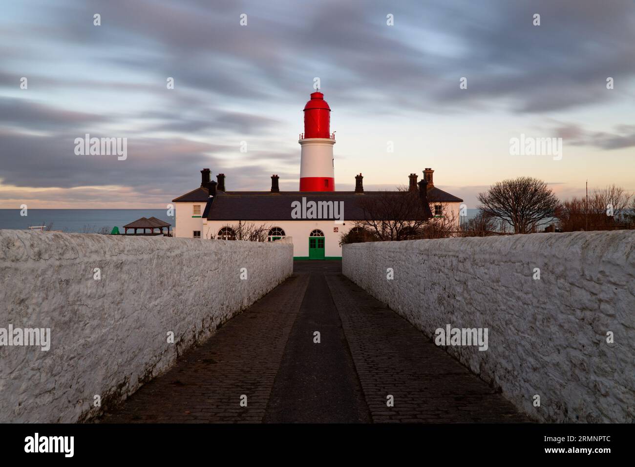 Best uk lighthouse hi-res stock photography and images - Alamy
