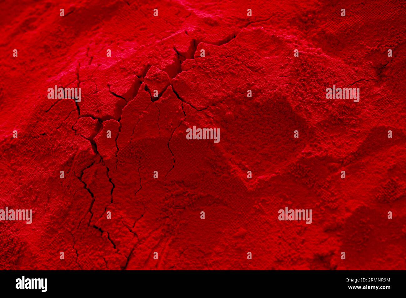 A red sandstone rock with multiple cracks and crevices Stock Photo - Alamy