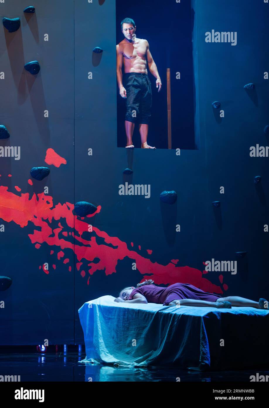 Scene from Phaedra dance with Tommy Franzen as Bacchus and Isabel Lubach as Ariadne, Edinburgh ...