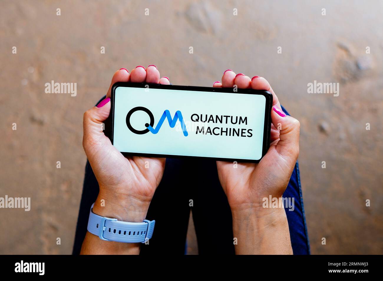 Quantum machines logo hi-res stock photography and images - Alamy