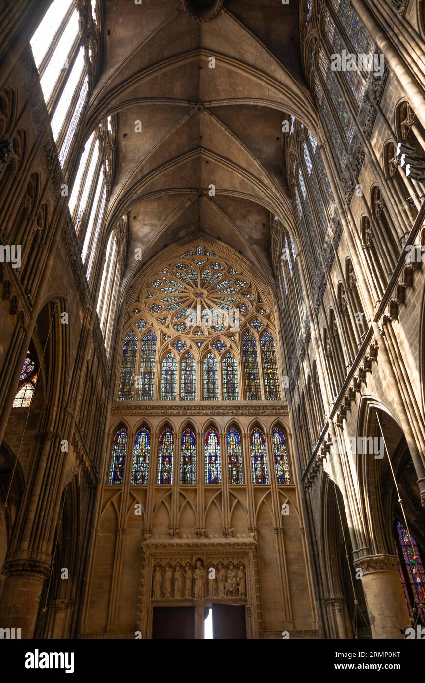 Interior of gothic cathedral hi-res stock photography and images - Alamy