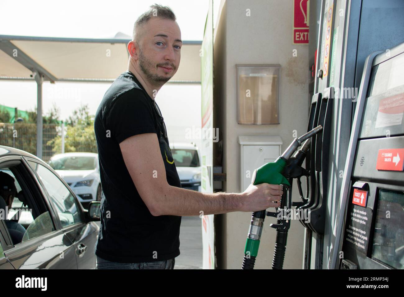 Petrol station and camera hi-res stock photography and images - Alamy
