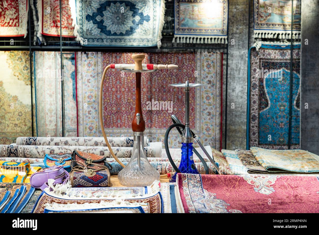 Handbags many hi-res stock photography and images - Alamy