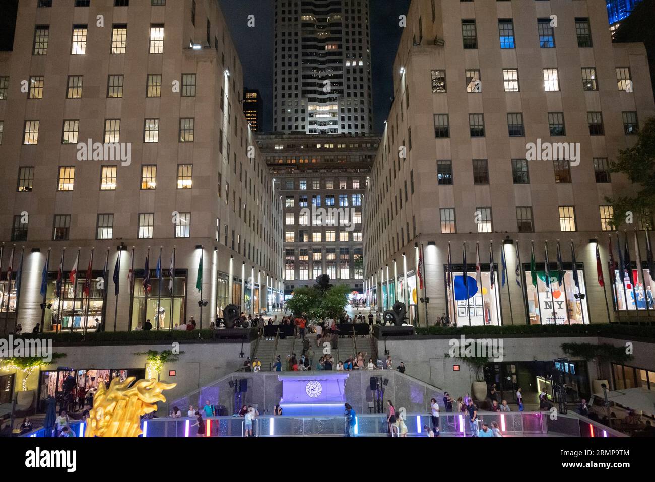 The skating rink at Rockefeller Center is a renowned seasonal ...