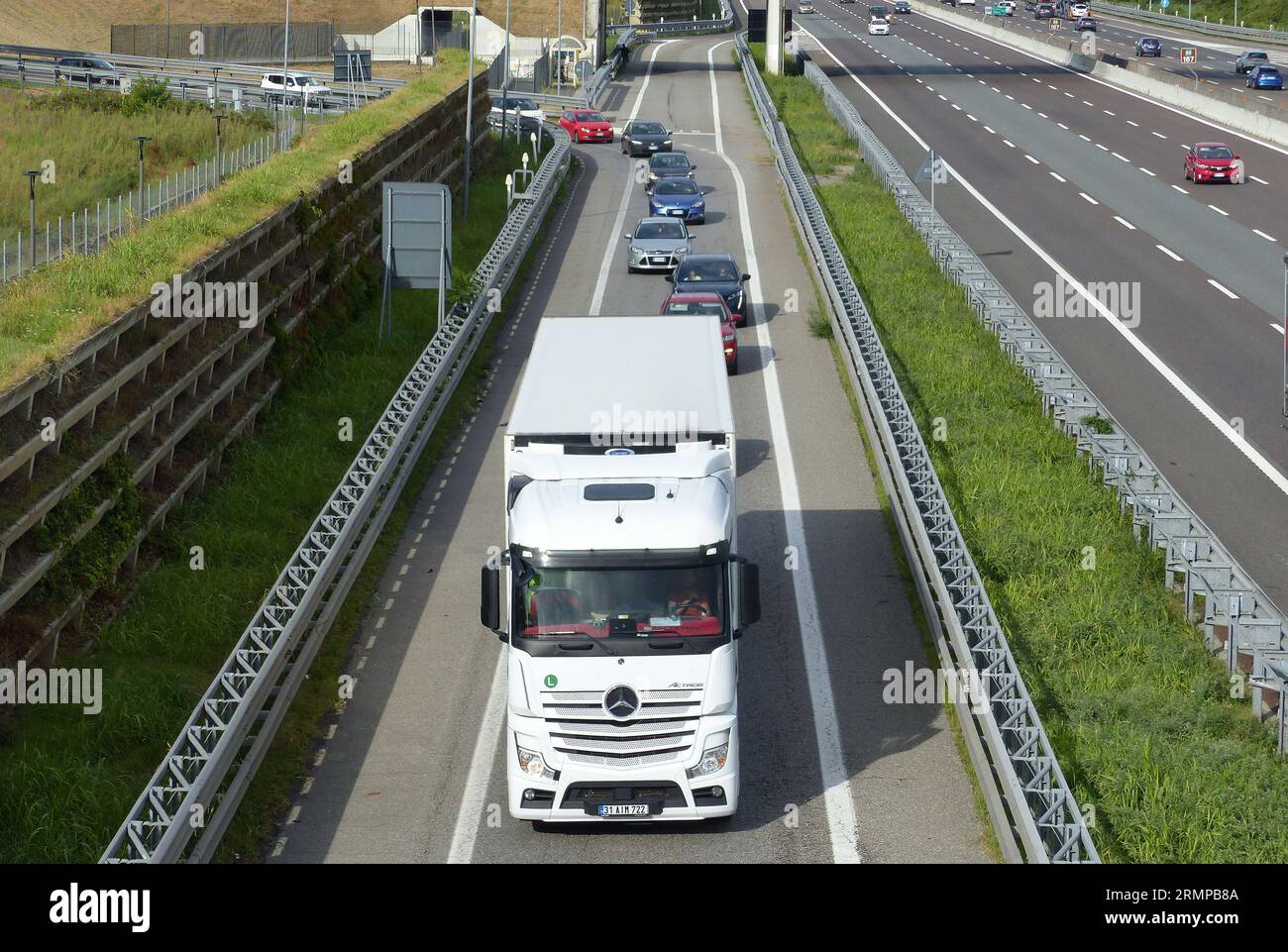 After the summer break, the Milan-Venice motorway is already at full ...