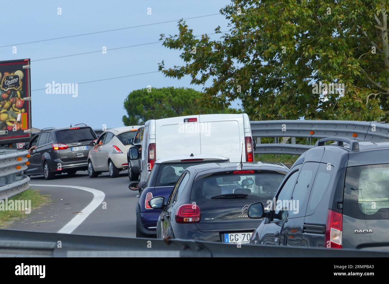 After the summer break, the Milan-Venice motorway is already at full ...