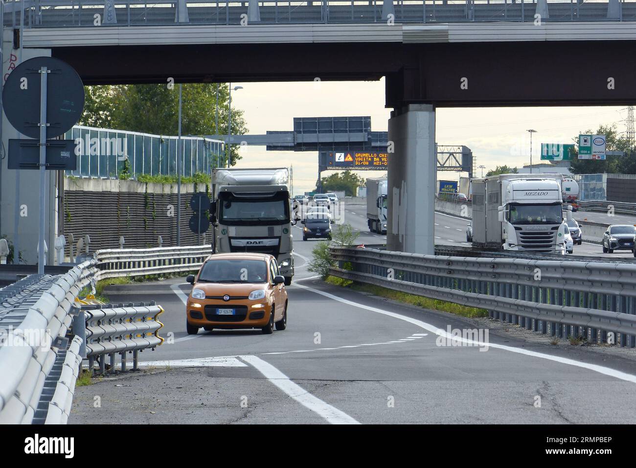 After the summer break, the Milan-Venice motorway is already at full ...