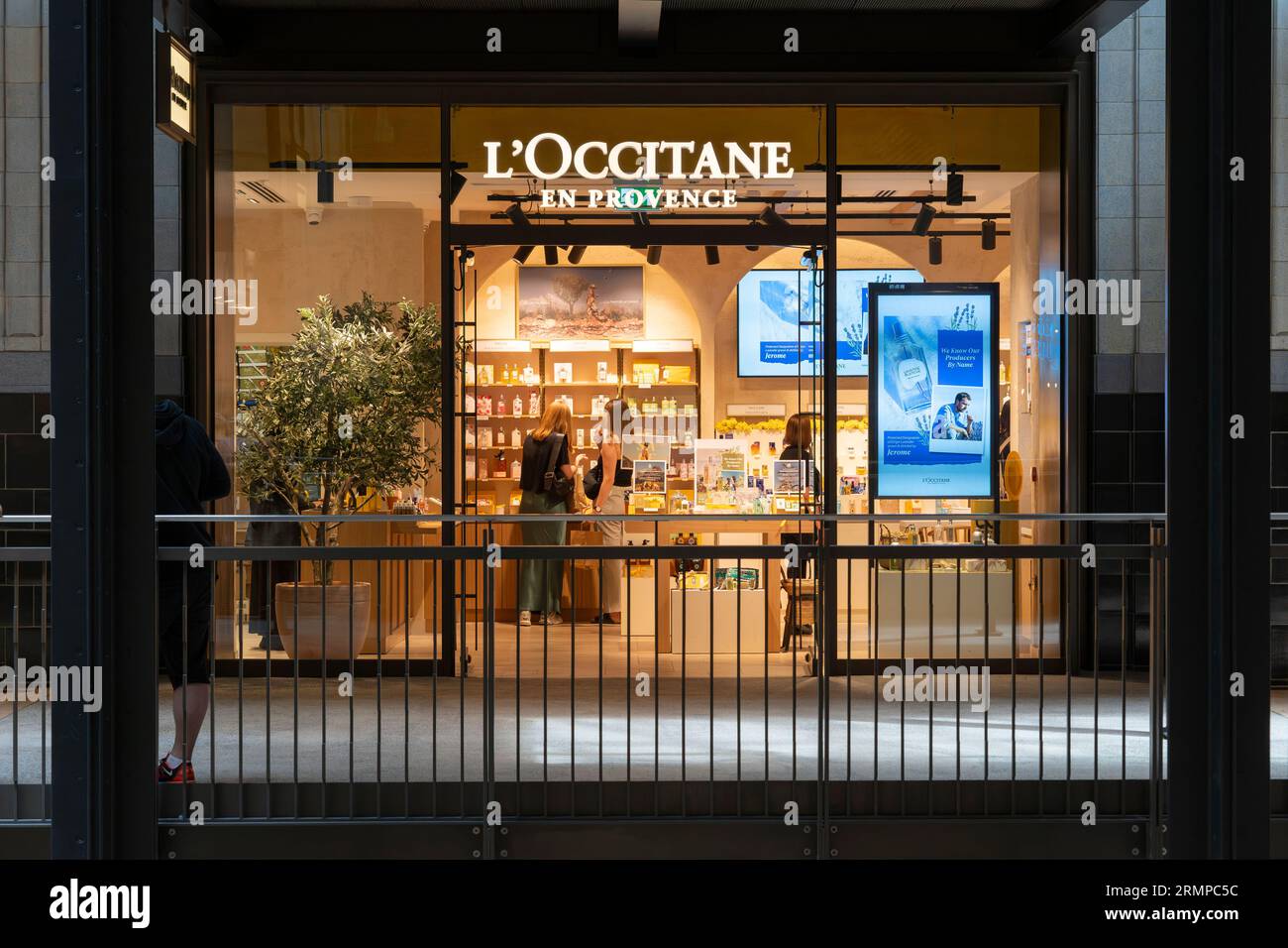 People shopping and browsing in a L'Occitane en Provence store in ...