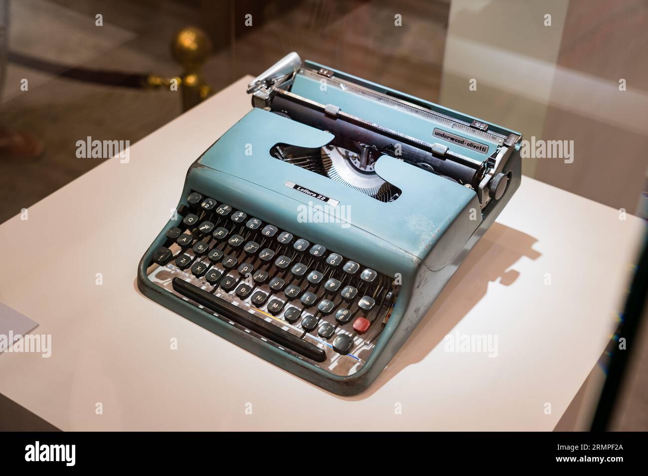 A blue ancient typewriter in a Korea museum Stock Photo - Alamy