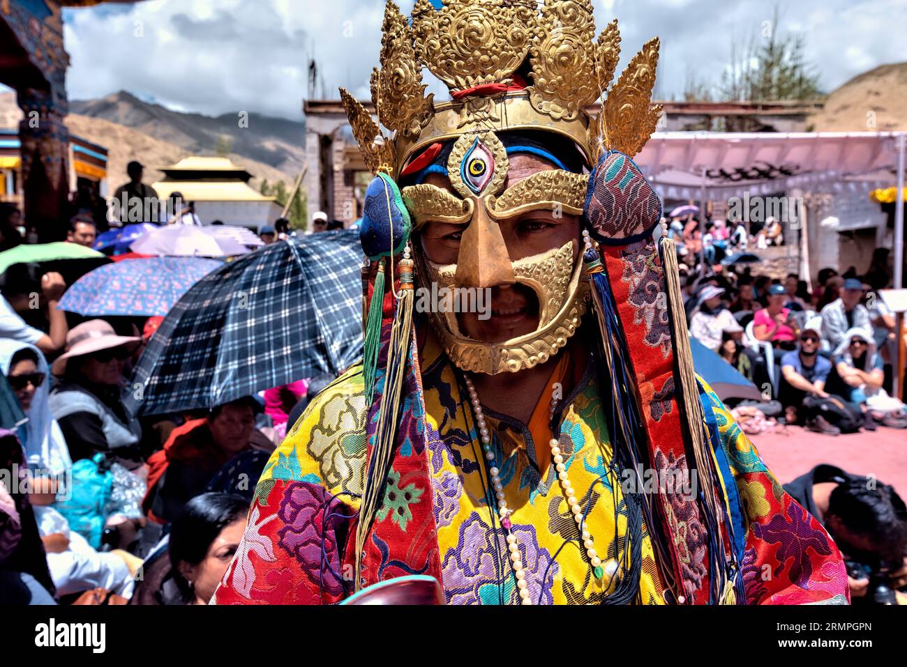 Masked monk at the Takthok Tsechu festival, Sakti, Ladakh, India Stock ...