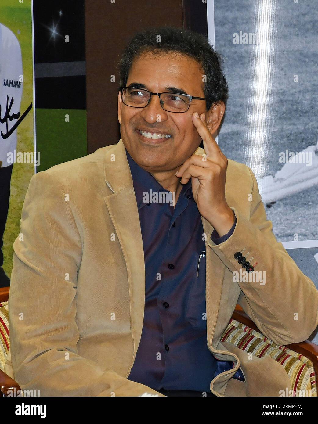 Mumbai, India. 29th Aug, 2023. Indian cricket commentator Harsha Bhogle ...