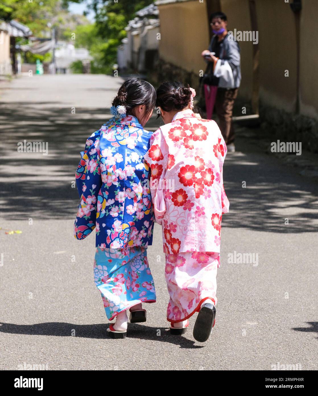 Japan, Kyushu. Kitsuki. Young Girls in Traditional Kimonos Stock Photo ...