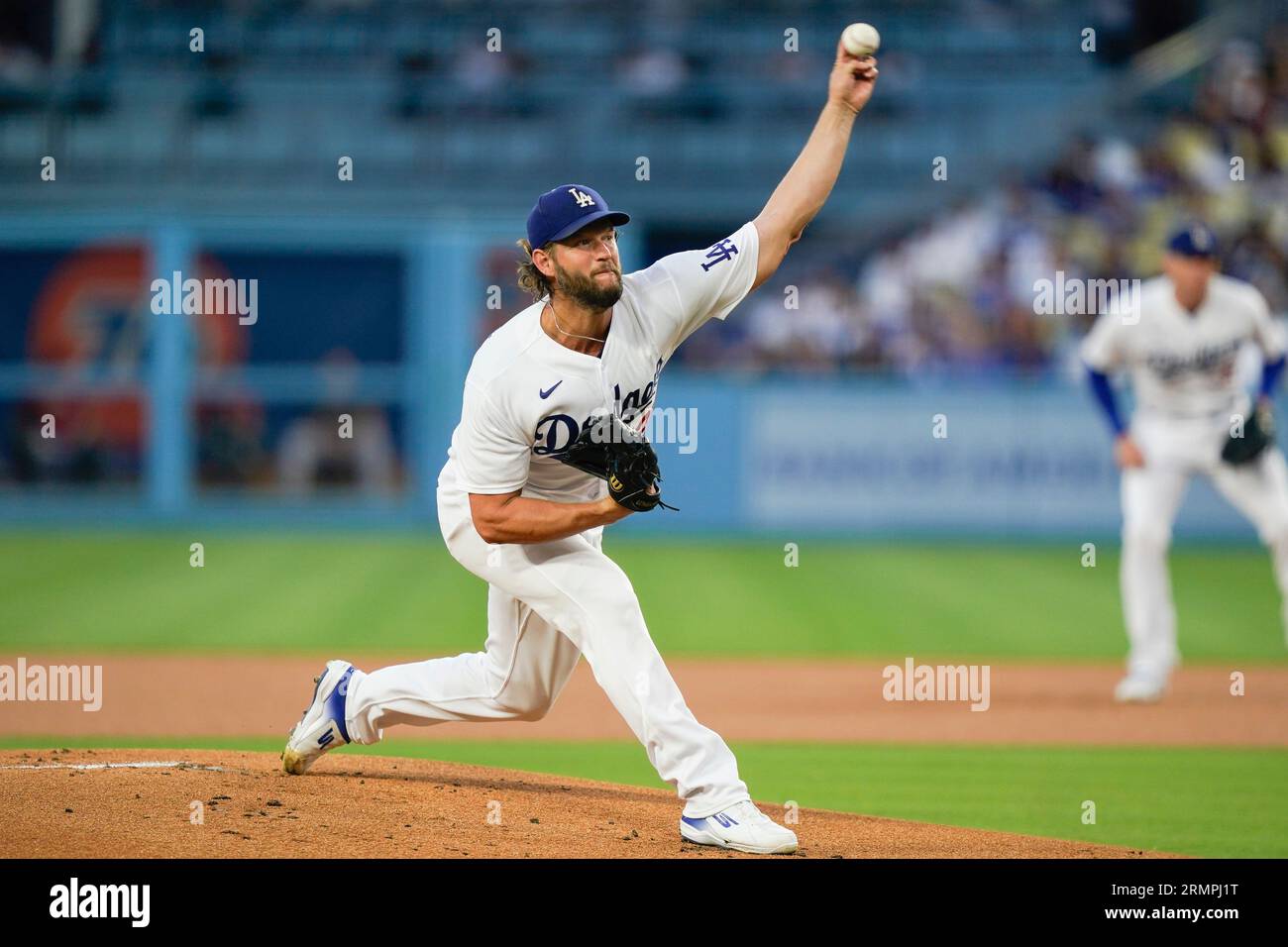 Los Angeles Dodgers starting pitcher Clayton Kershaw throws to an ...