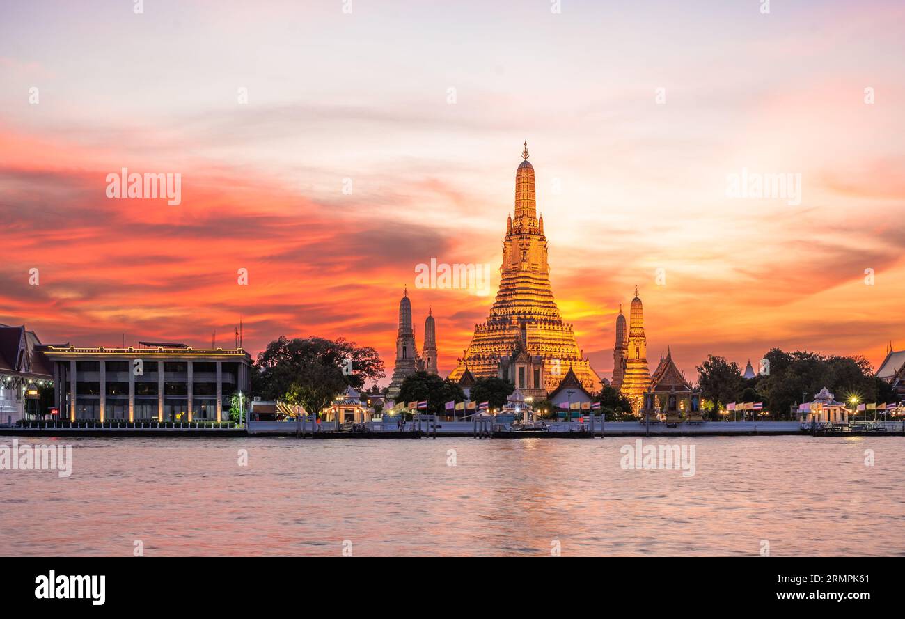 Wat Arun Temple during Sunset at Chao Praya River Bangkok, Thailand ...