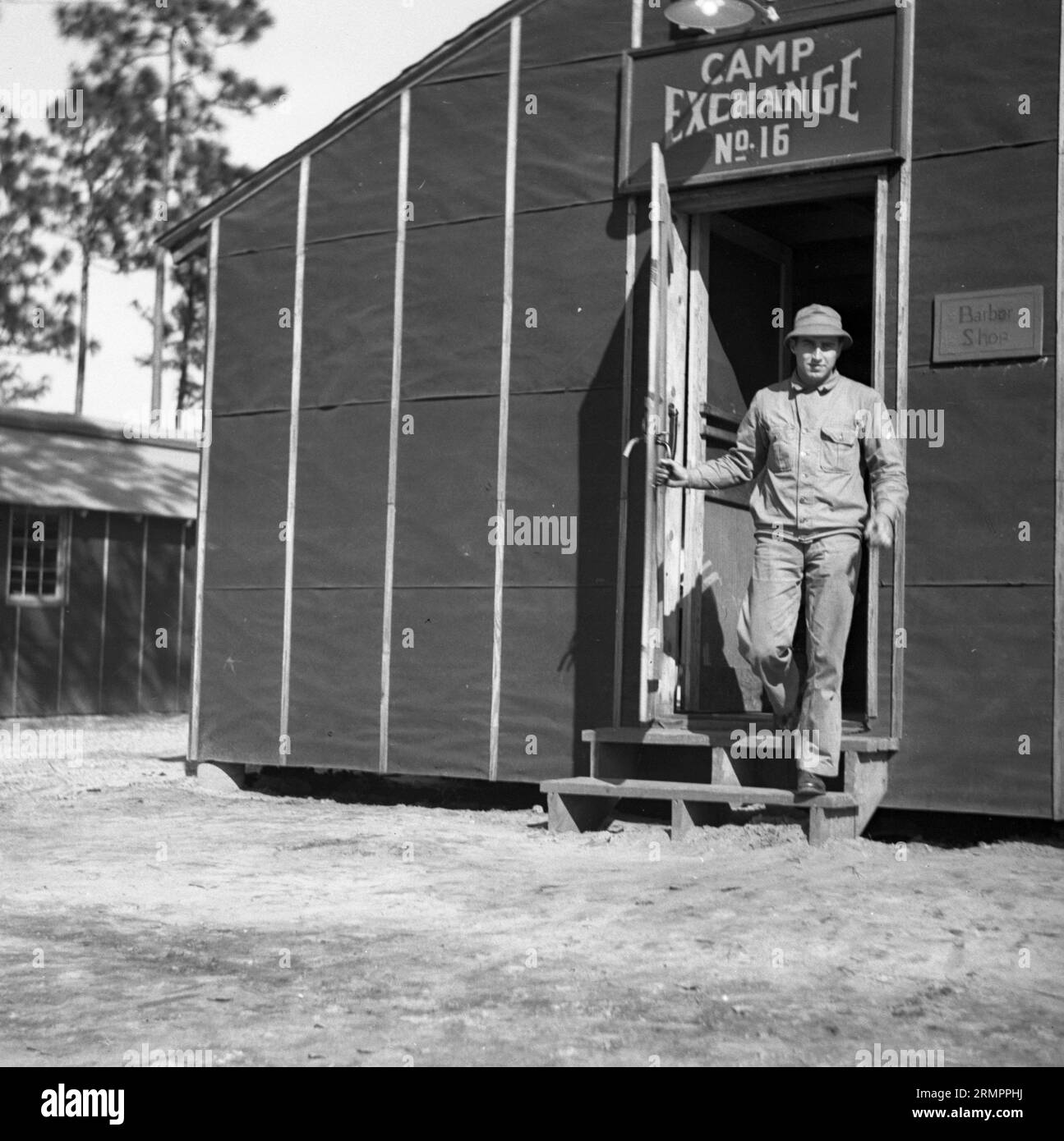 Wwii training camp hi-res stock photography and images - Alamy