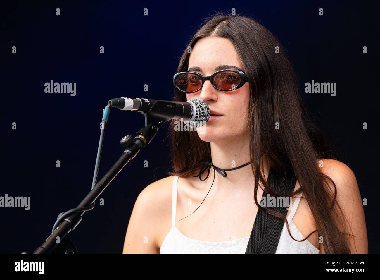 London singer-songwriter Etta Marcus plays the Walled Garden at Green ...