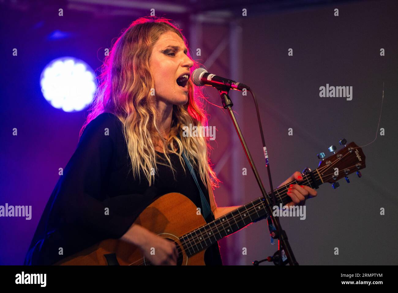 Goth alternative folk band Message From The Ravens play Chai Wallahs ...