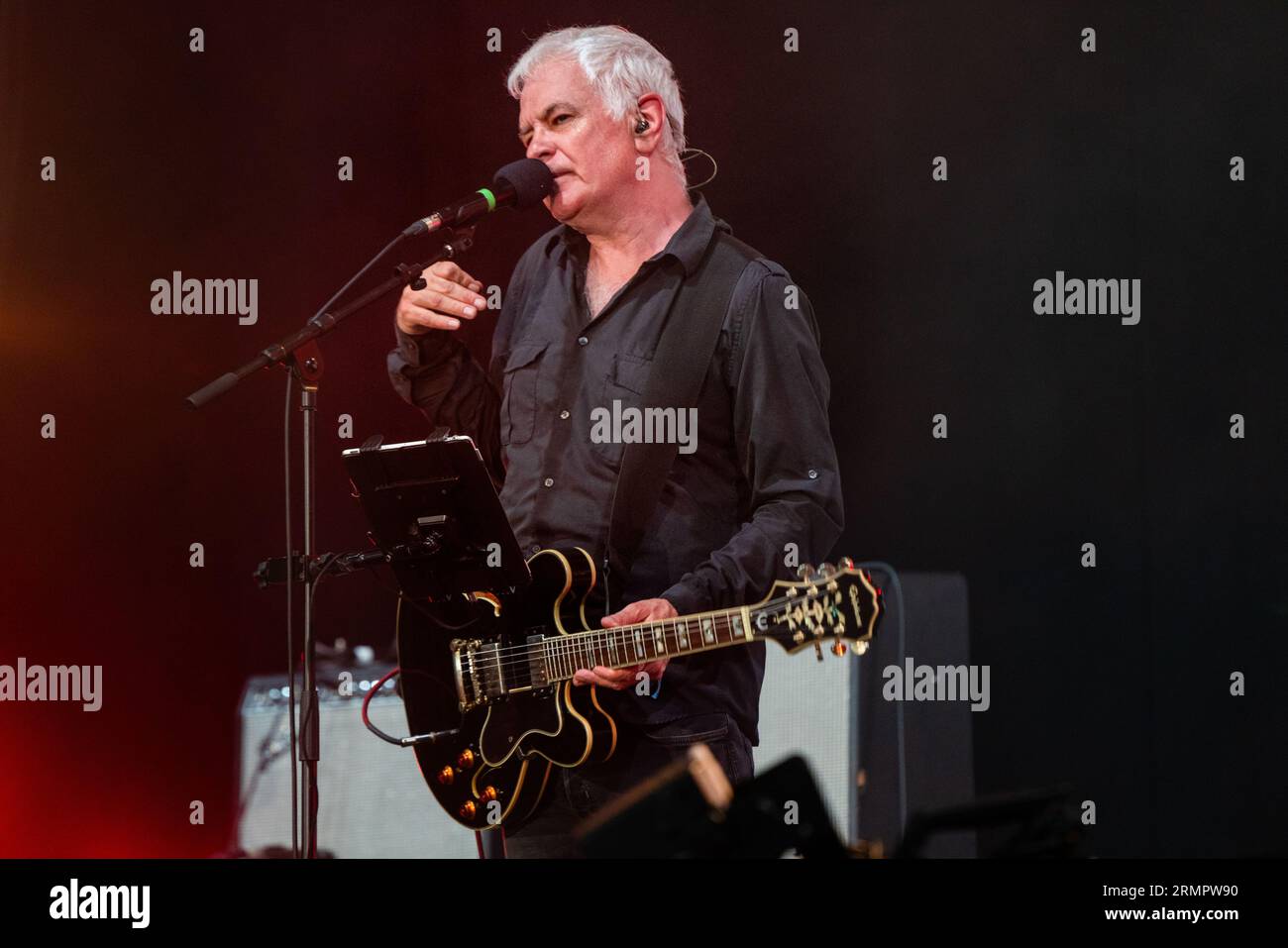 David Gedge of The Wedding Present on the Far Out Stage at Green Man ...