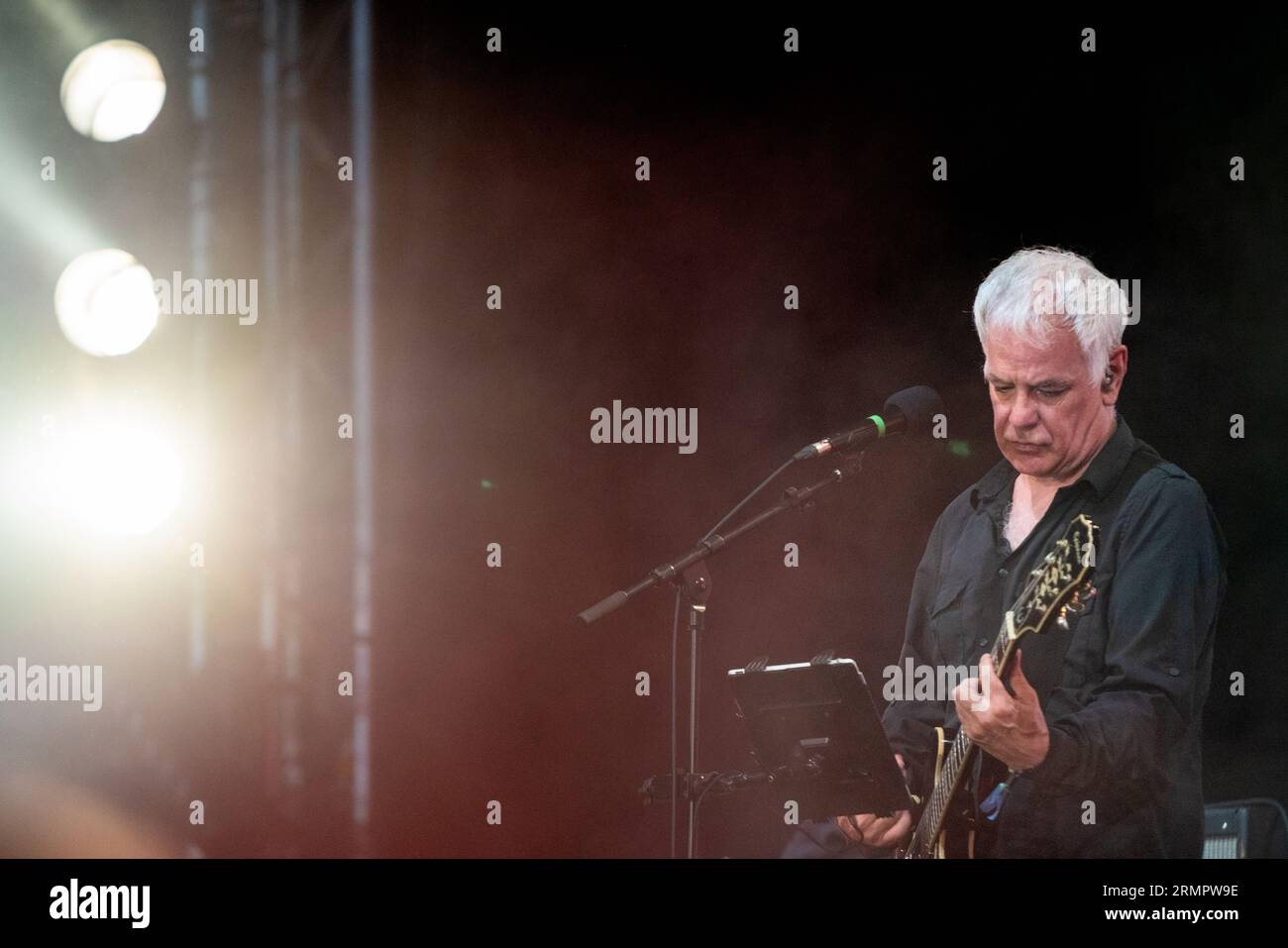David Gedge of The Wedding Present on the Far Out Stage at Green Man ...