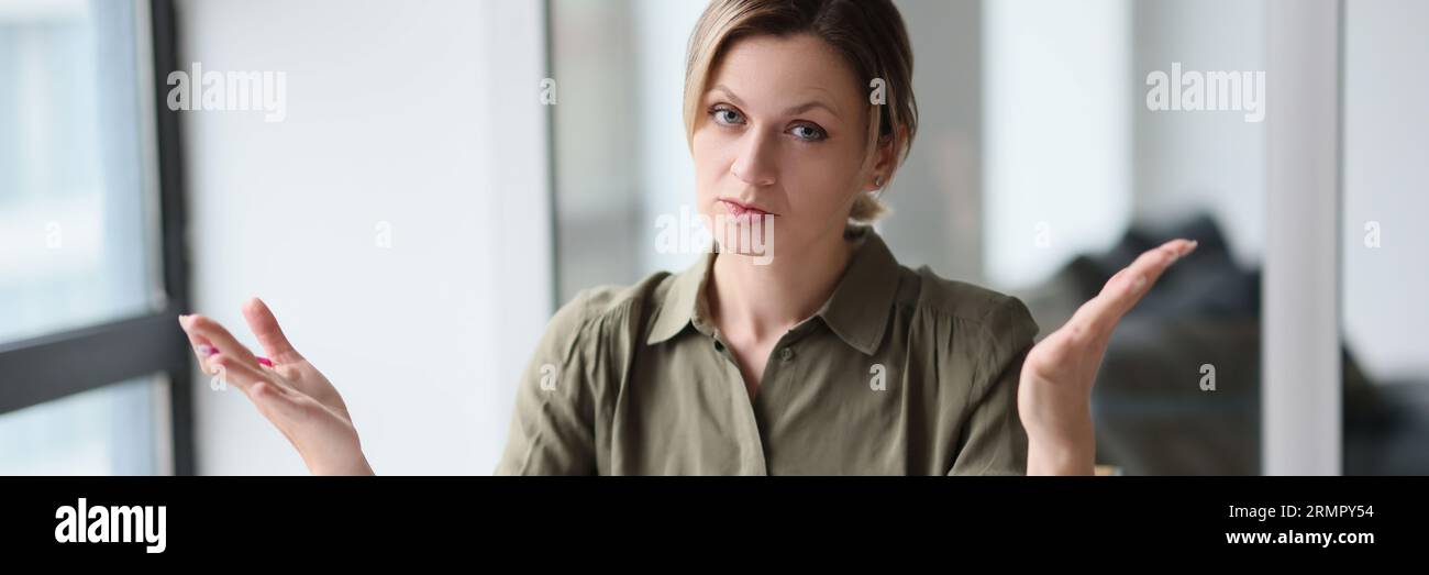 Bewilderment hi-res stock photography and images - Alamy