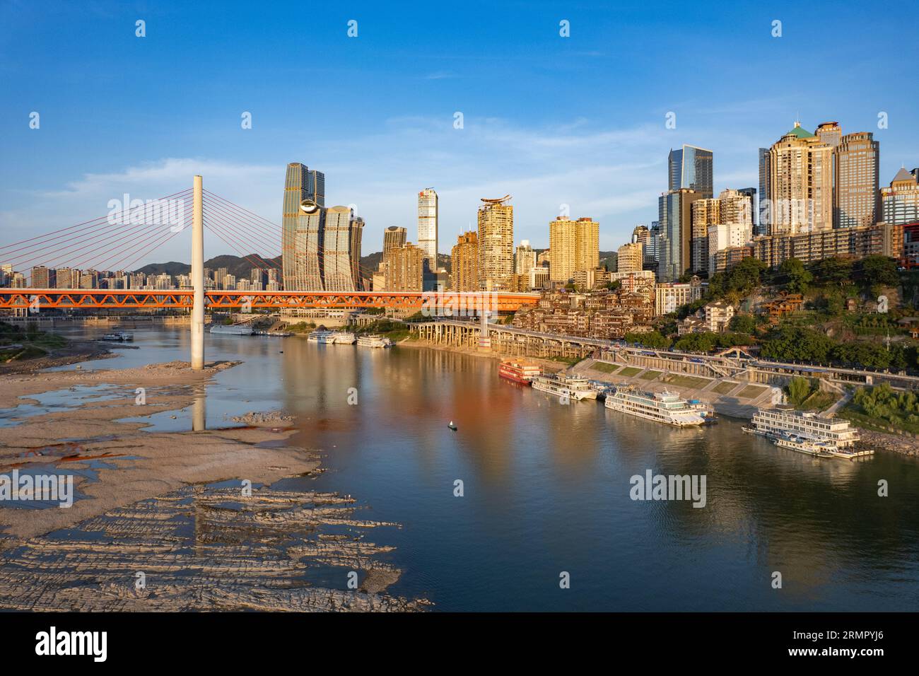 (FILE) The water level of the Yangtze River and Jialing River in the ...