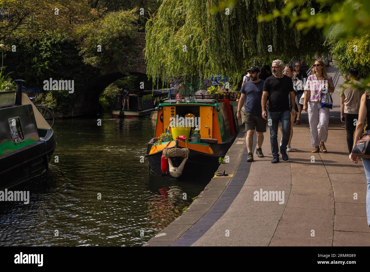 London City Road Lock Regent's Canal Stock Photo - Alamy