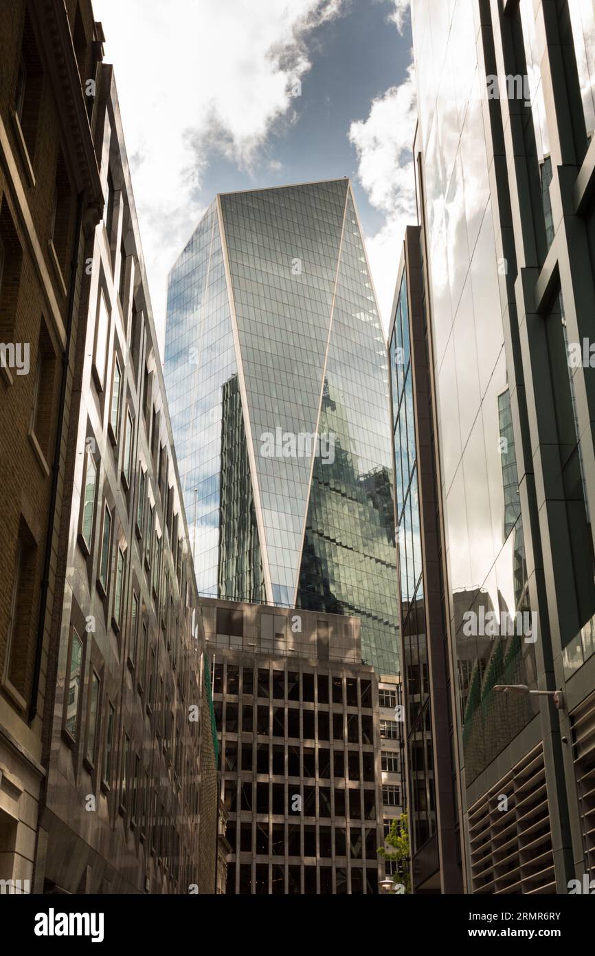 52 Lime Street, aka The Scalpel, City of London, EC3, England, UK Stock ...