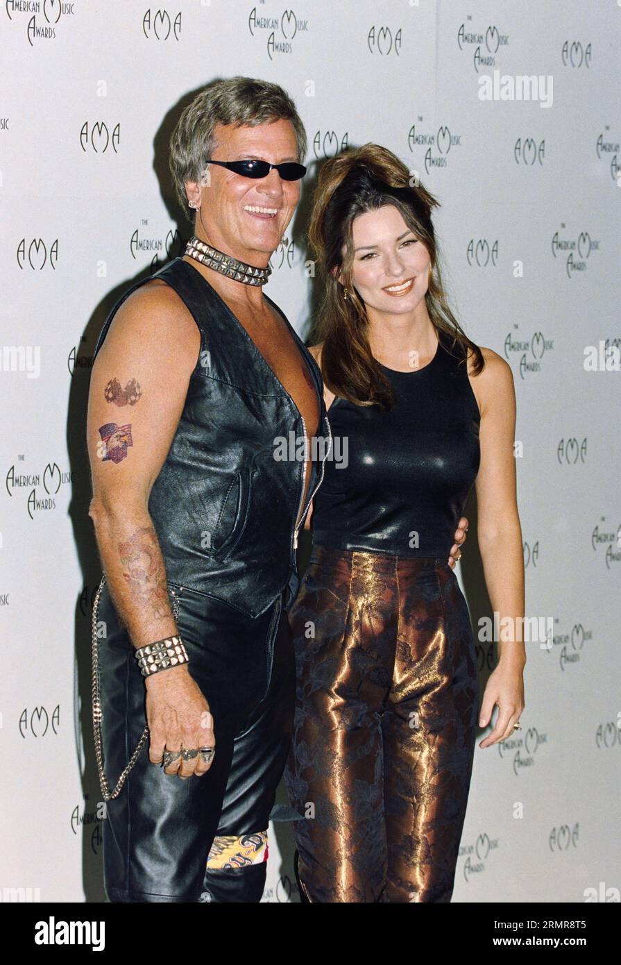 LOS ANGELES, CA. 27th January 1997: Singers Pat Boone & Shania Twain at ...