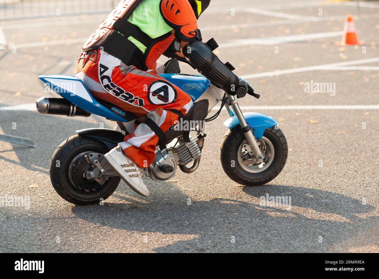 Moto school hi-res stock photography and images - Alamy