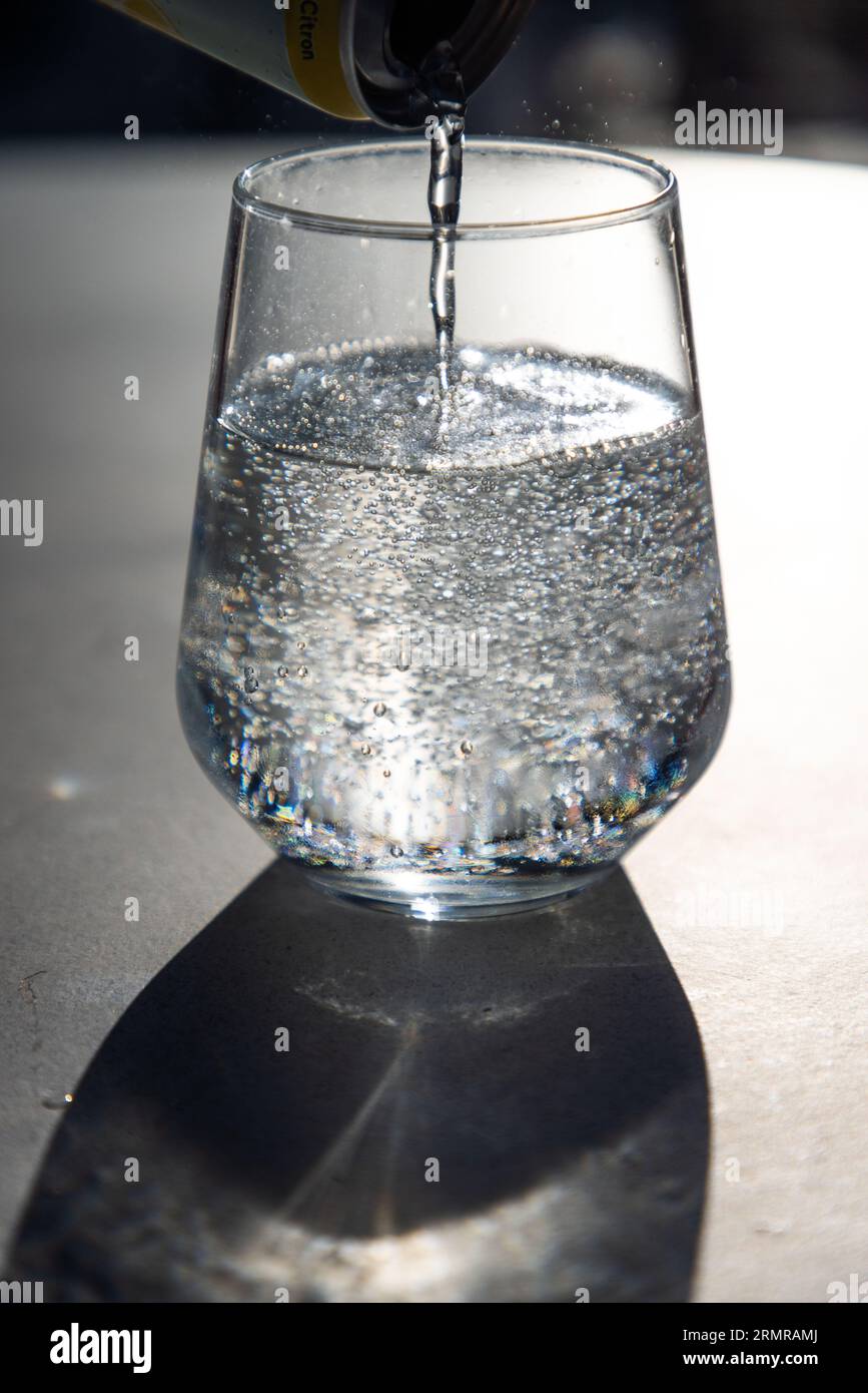 Vattenglas hi-res stock photography and images - Alamy