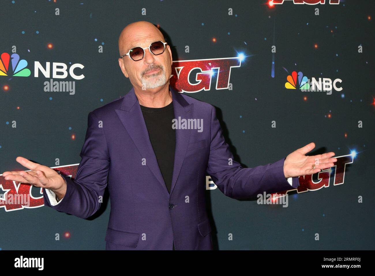 LOS ANGELES - AUG 29: Howie Mandel at the America's Got Talent Season ...