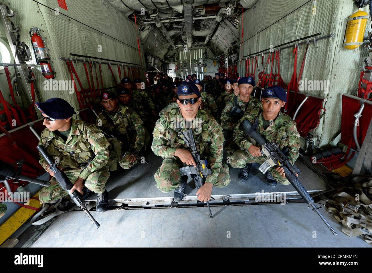 Ojuelamindefensa hi-res stock photography and images - Alamy