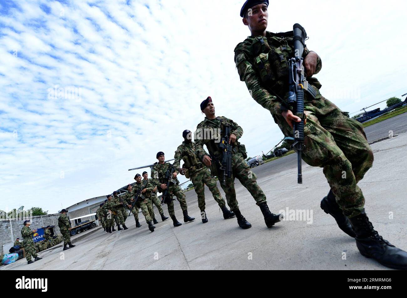 Ojuelamindefensa hi-res stock photography and images - Alamy