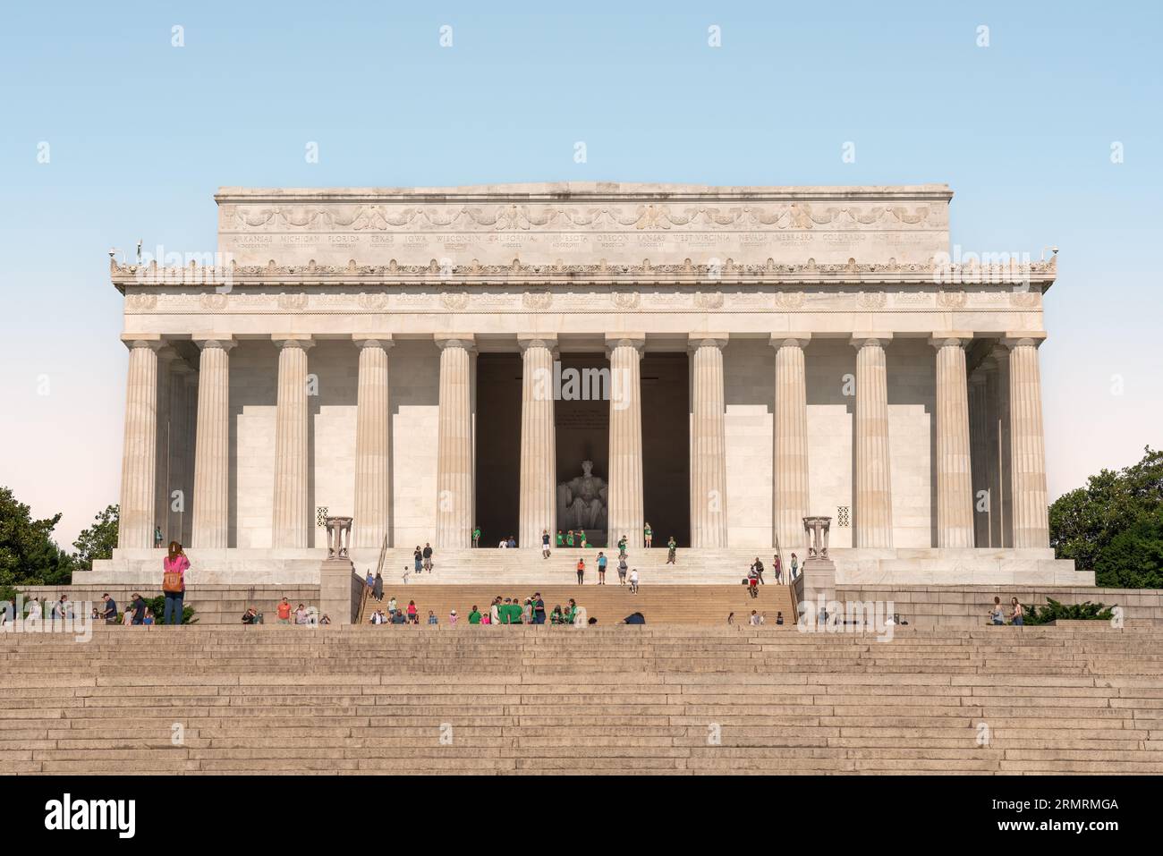 Abraham lincoln statue old hi-res stock photography and images - Alamy