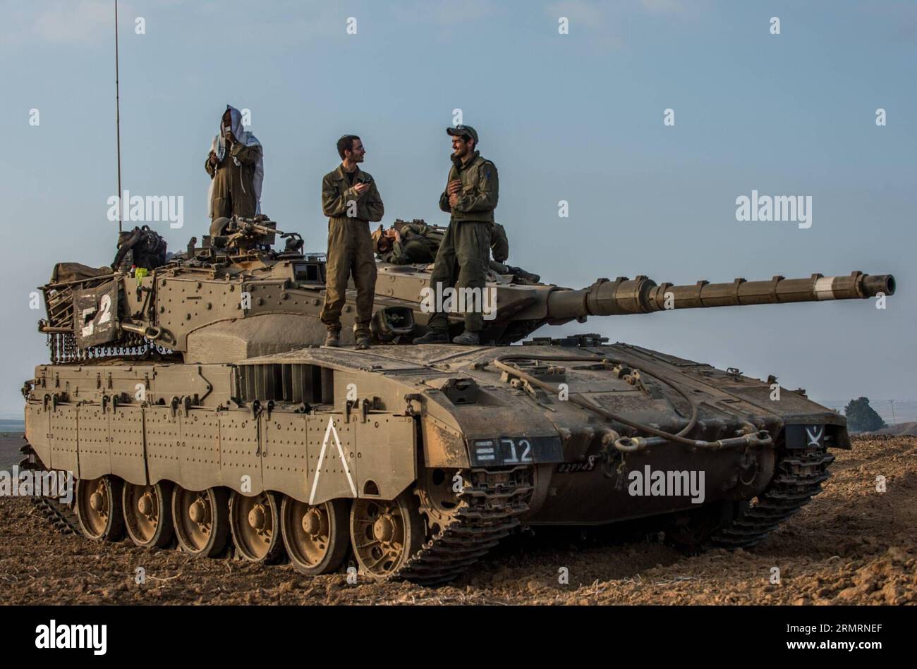 Soldier on top tank in hi-res stock photography and images - Alamy