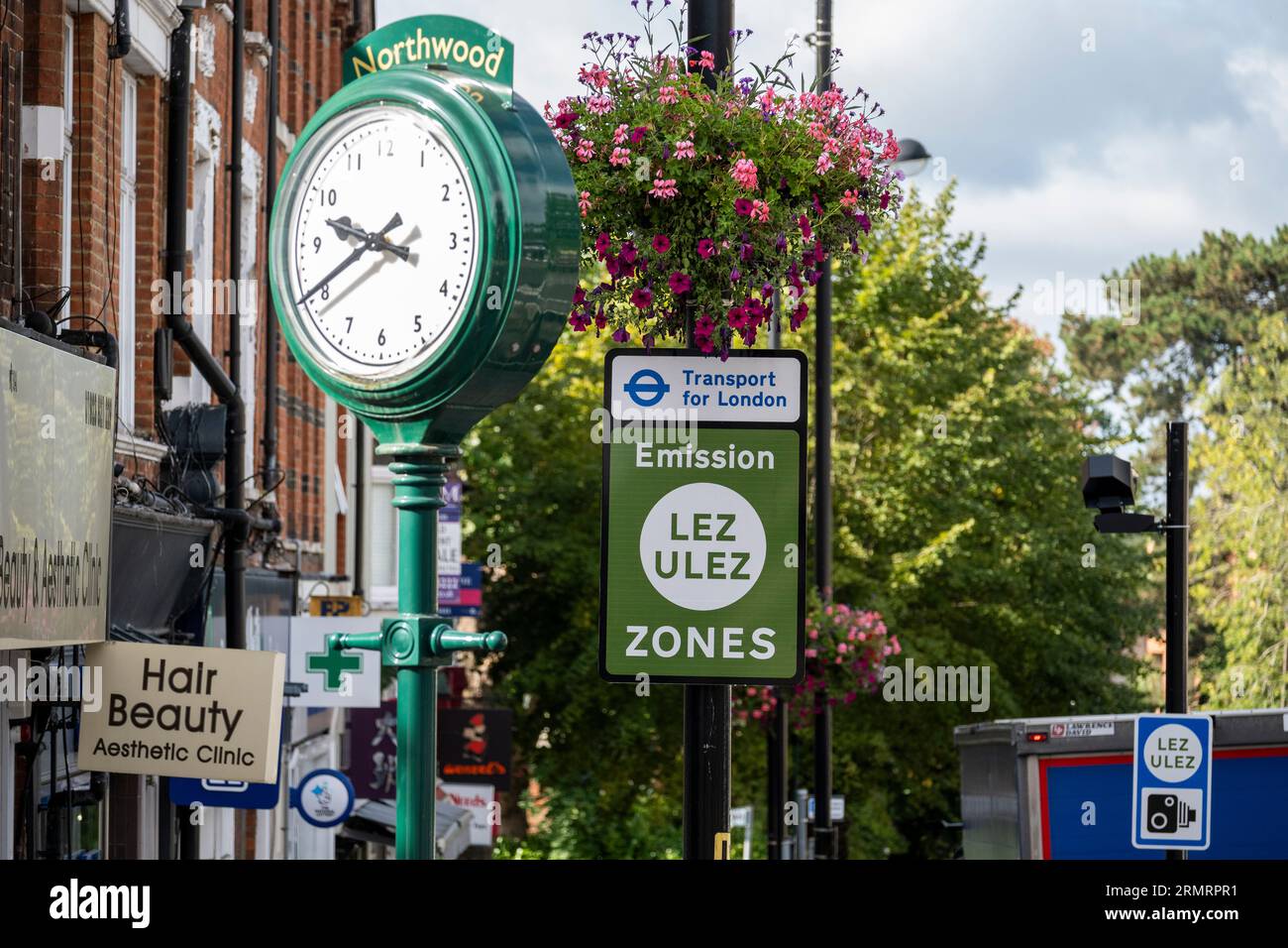 Ulez camera van hi-res stock photography and images - Alamy