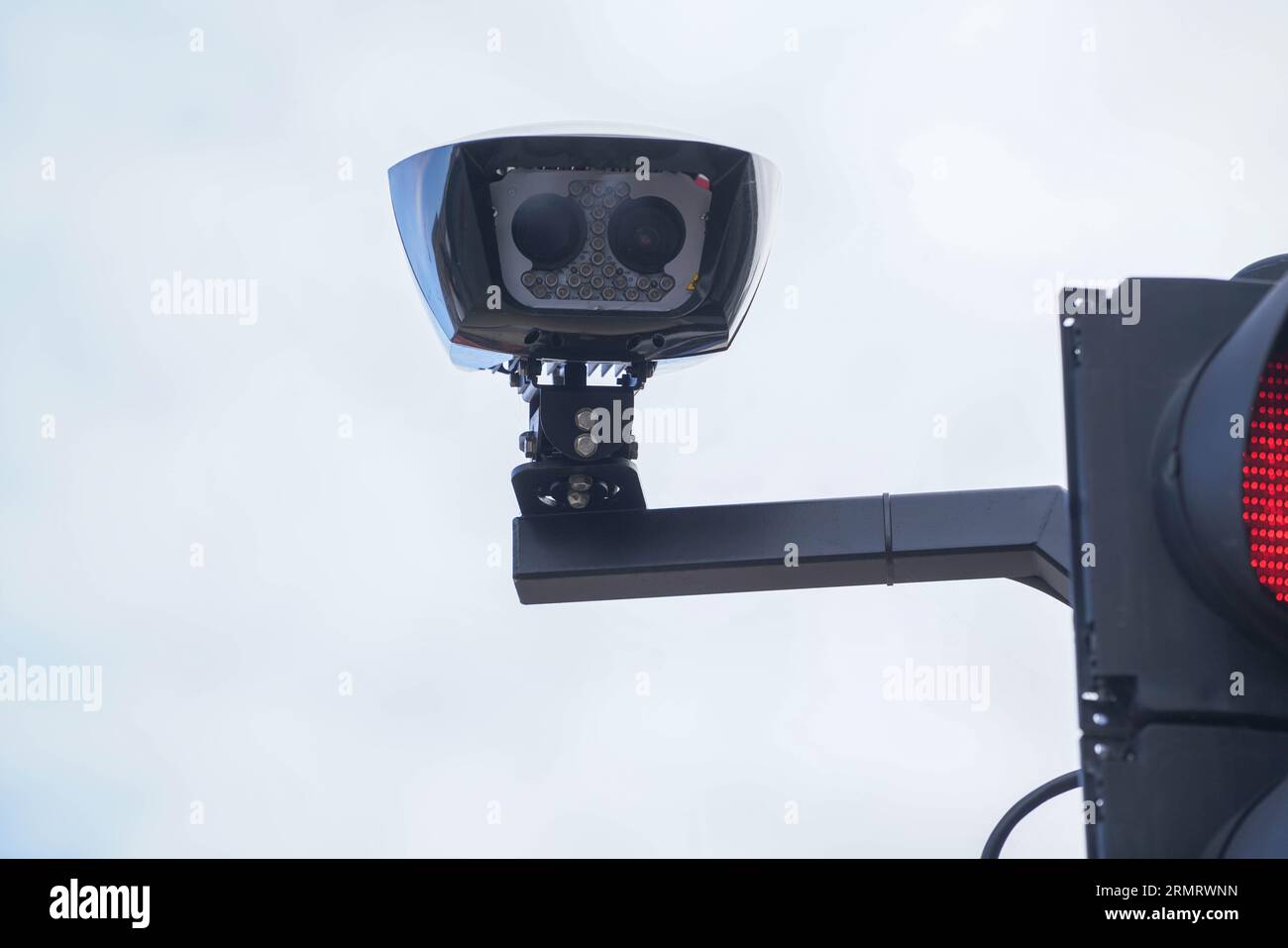 Ulez ultra low emission zone camera hi-res stock photography and images ...