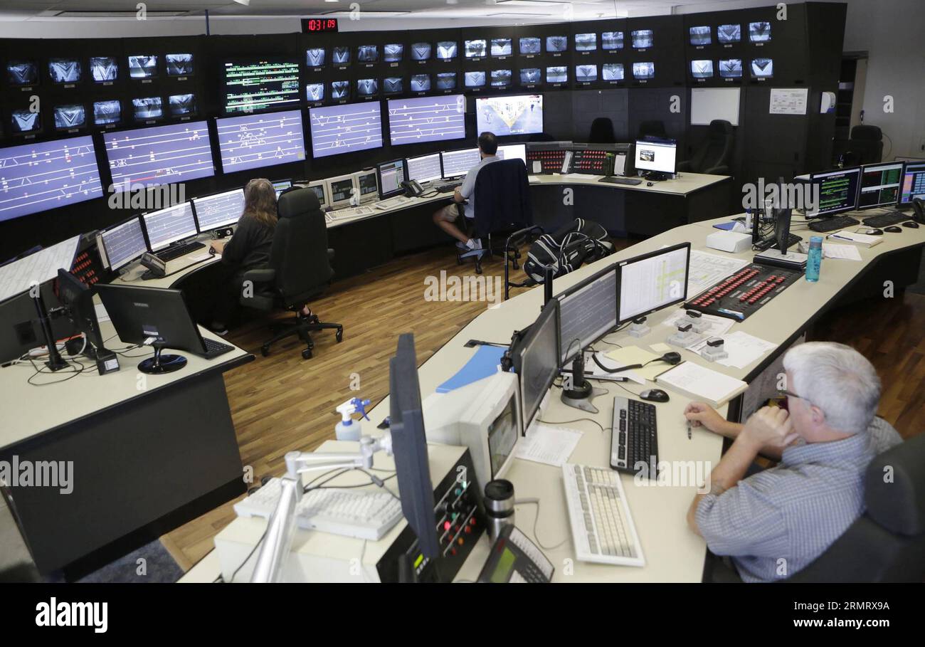 Train operations hi-res stock photography and images - Alamy