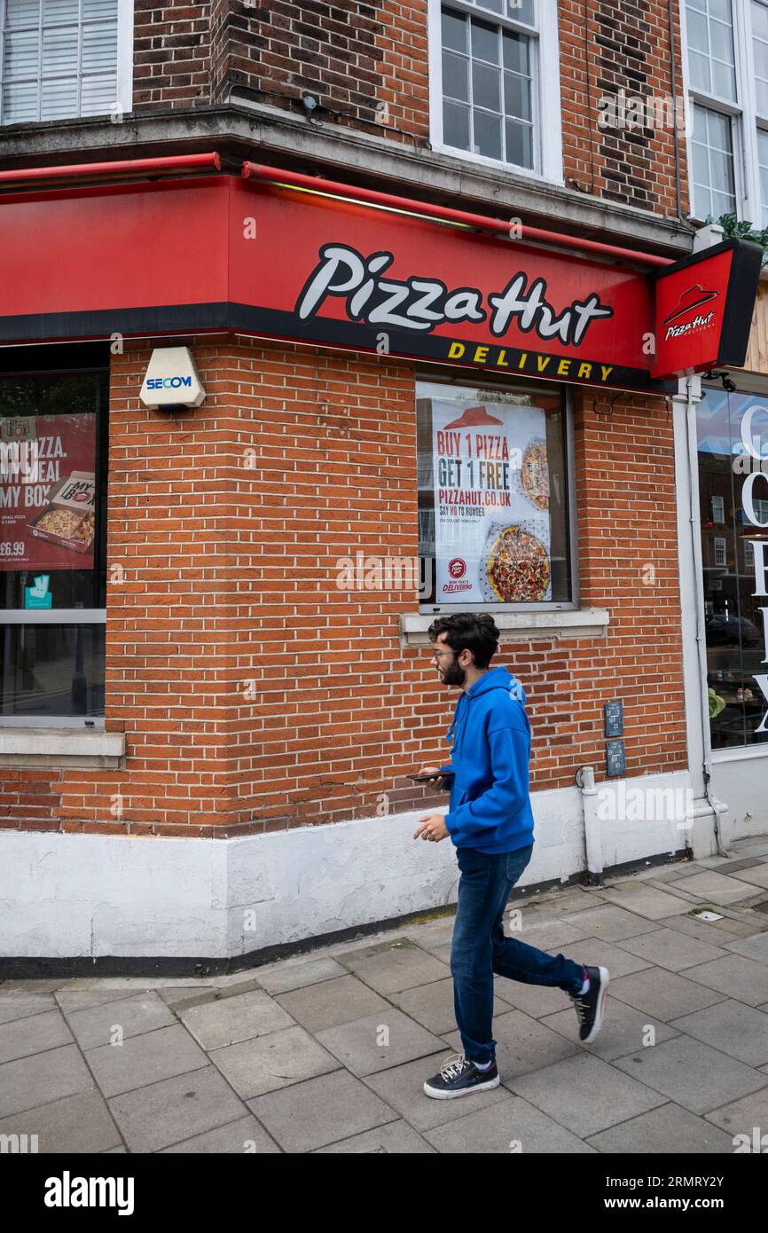 Pizza hut 2023 hi-res stock photography and images - Alamy