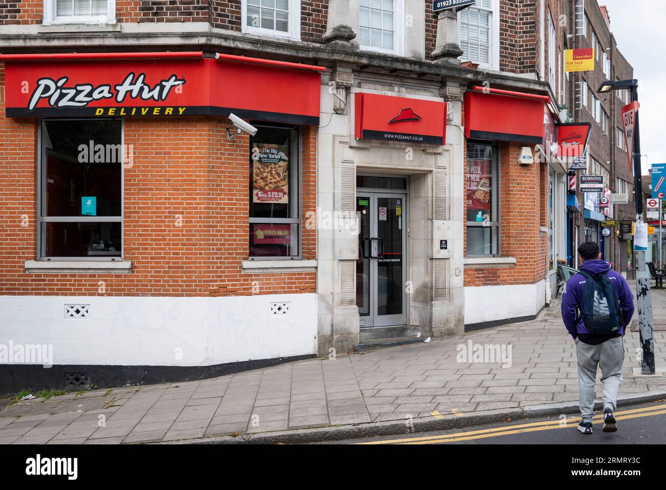 Pizza hut exterior hi-res stock photography and images - Alamy