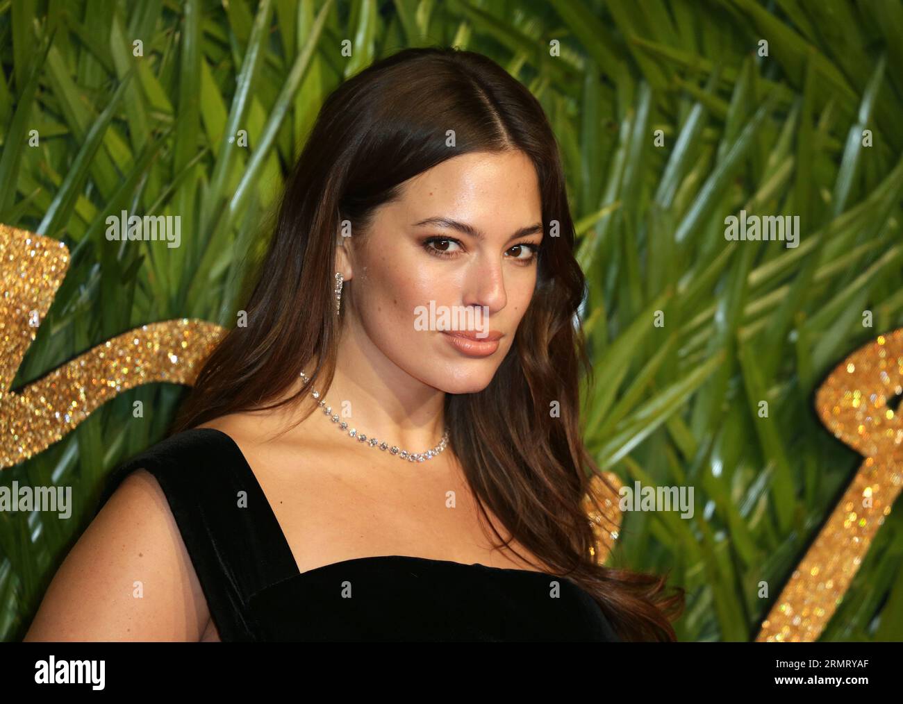 Ashley Graham attends The Fashion Awards 2017 at Royal Albert Hall in ...