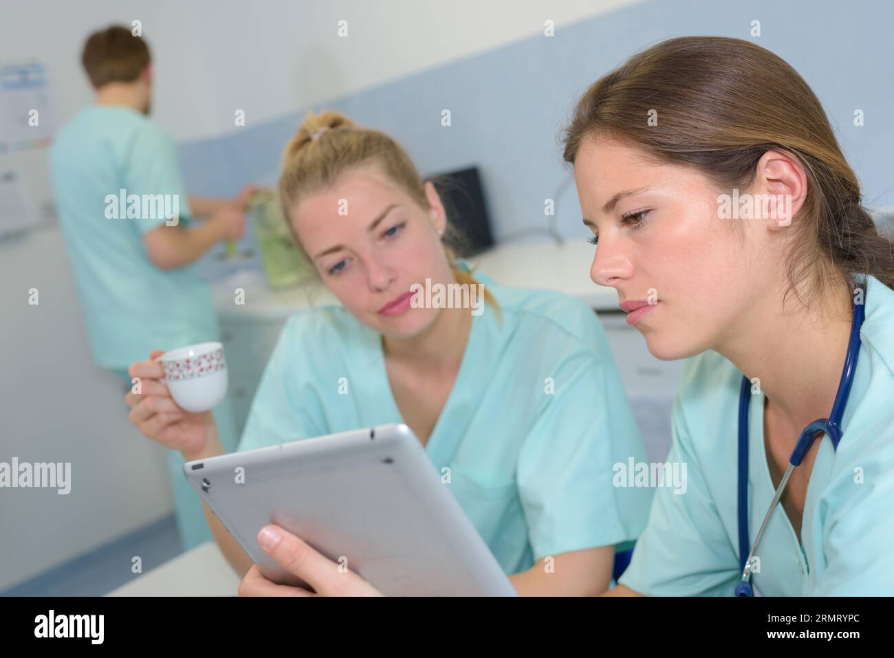 Nurse lunch break hi-res stock photography and images - Alamy