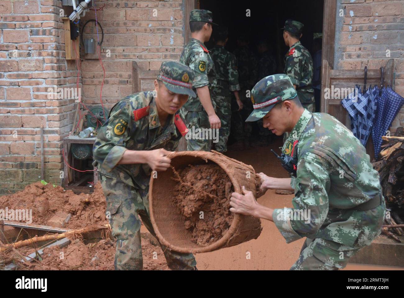 China suichuan landslidecn hi-res stock photography and images - Alamy
