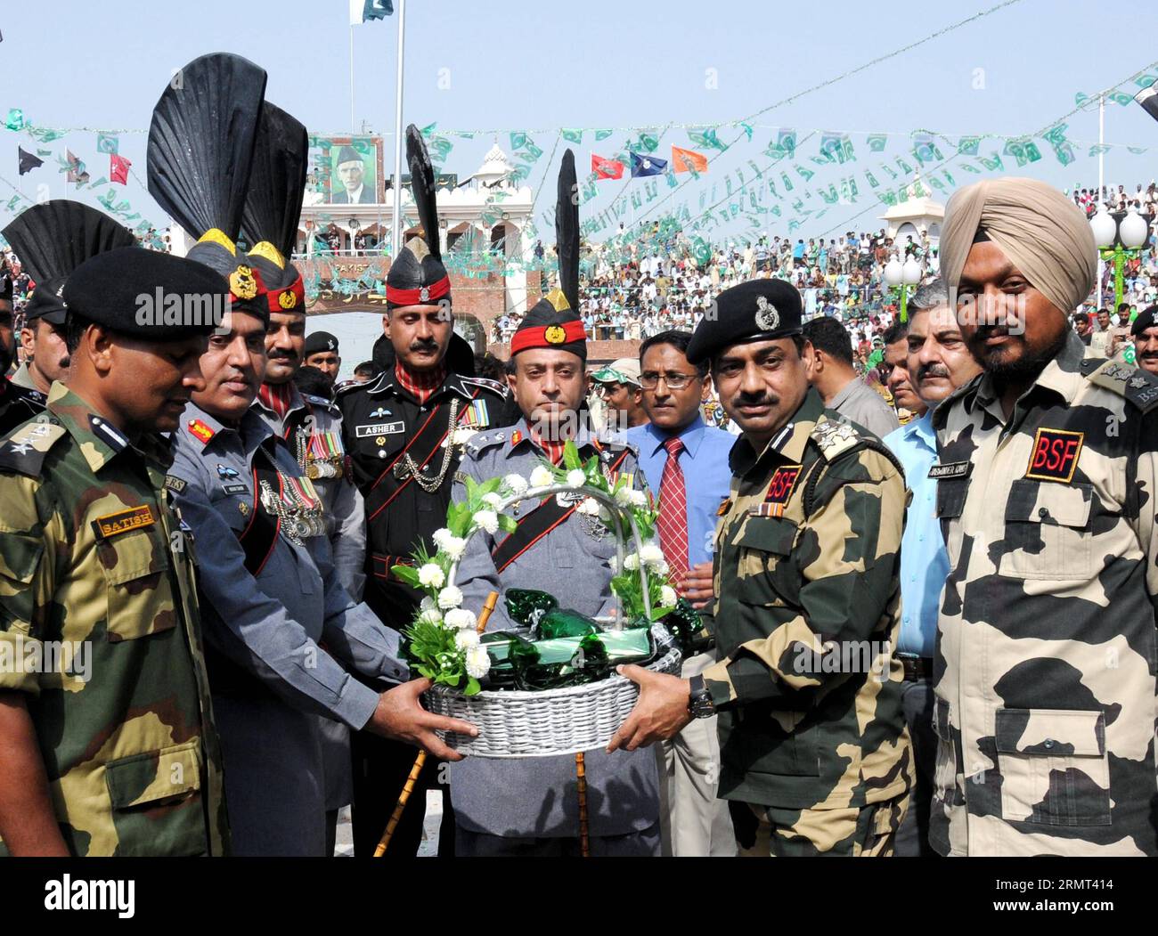 Pakistan rangers indian border security hi-res stock photography and ...