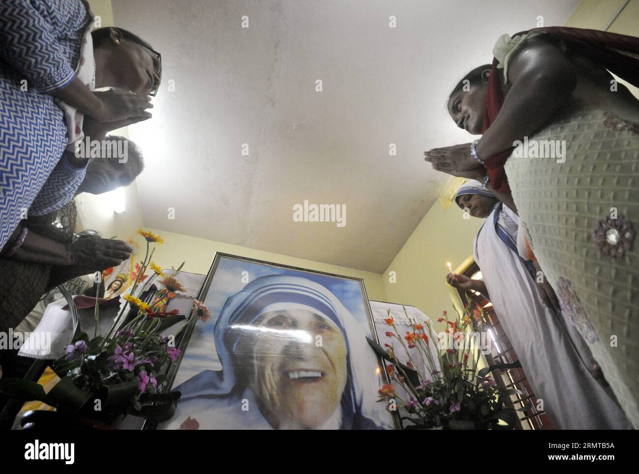 Mother teresa nobel peace prize hi-res stock photography and images - Alamy