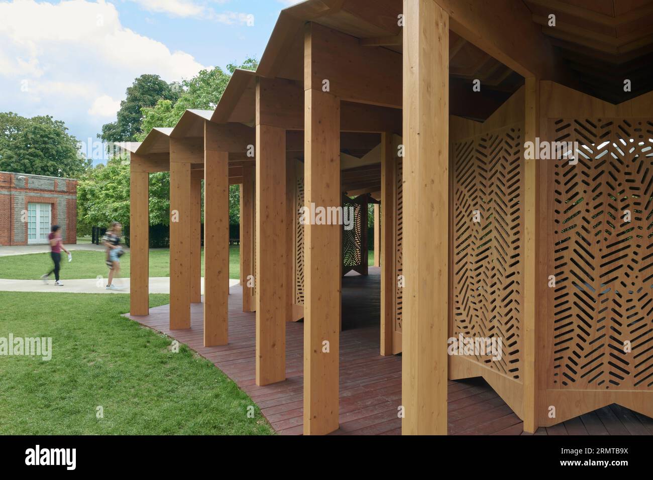 Temporary architectural installation serpentine pavilion hi-res stock ...