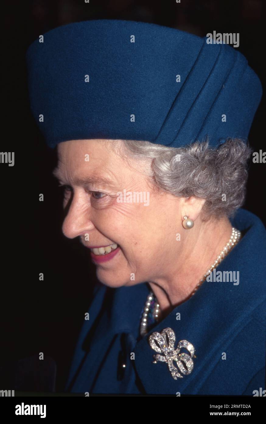 Royal family christmas day uk hi-res stock photography and images - Alamy